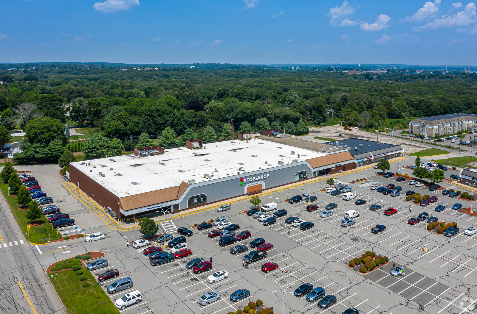 Waterford Plaza | Chase Enterprises